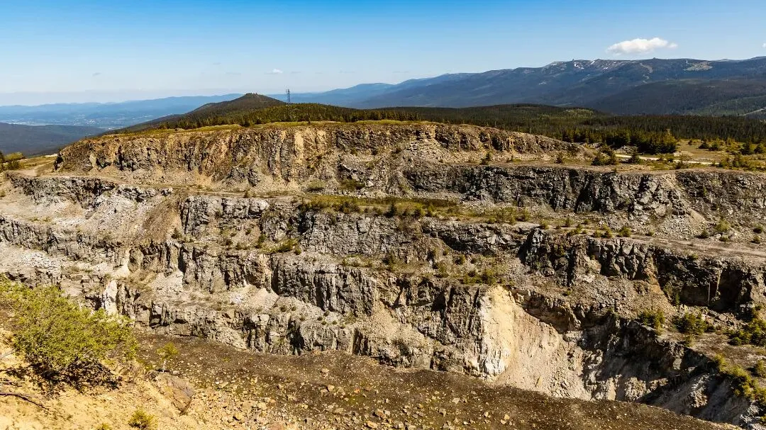 Quartz Sand Production Process and Equipments needed - Silica powder ...